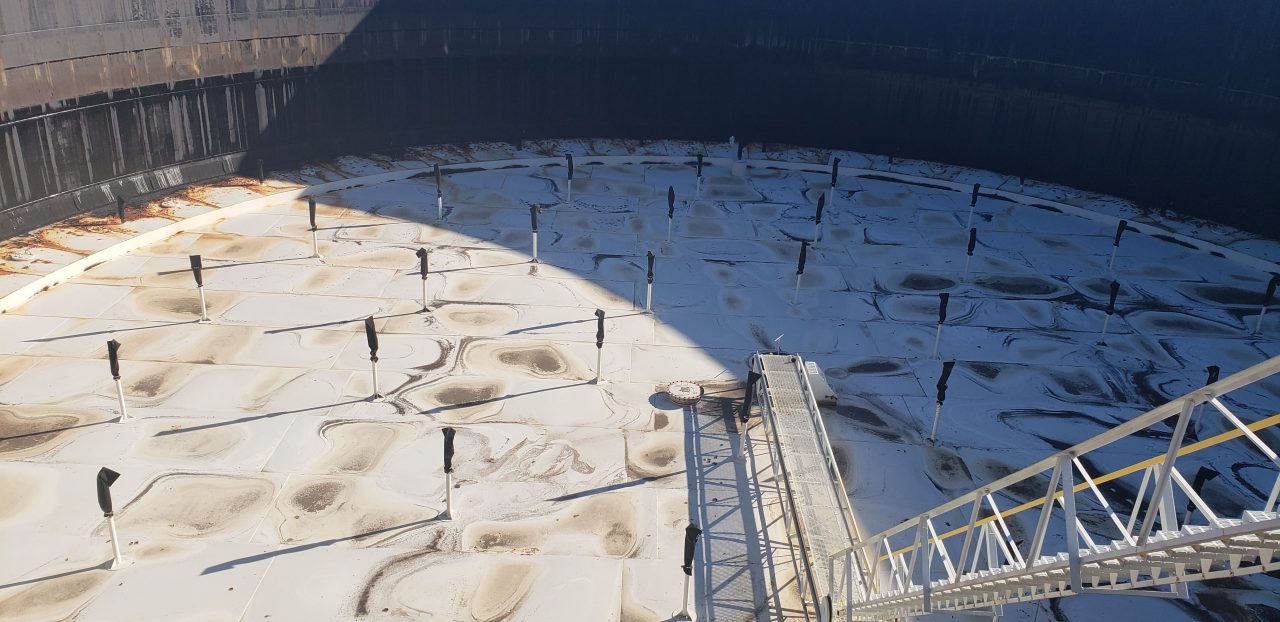Floating Roof Seal Work in Bakersfield -Prime Tank Resources